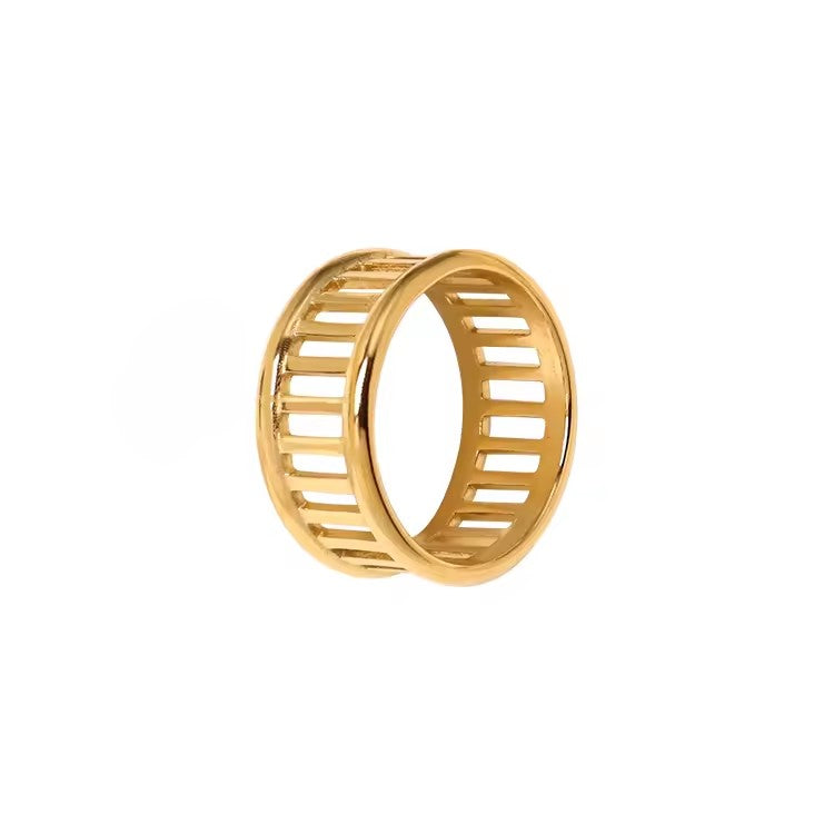 Slotted Daisy Gold Ring – Capella & Co.